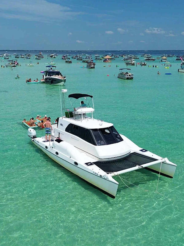 Crab Island Boat Charters - Crab Island Luxury Adventures